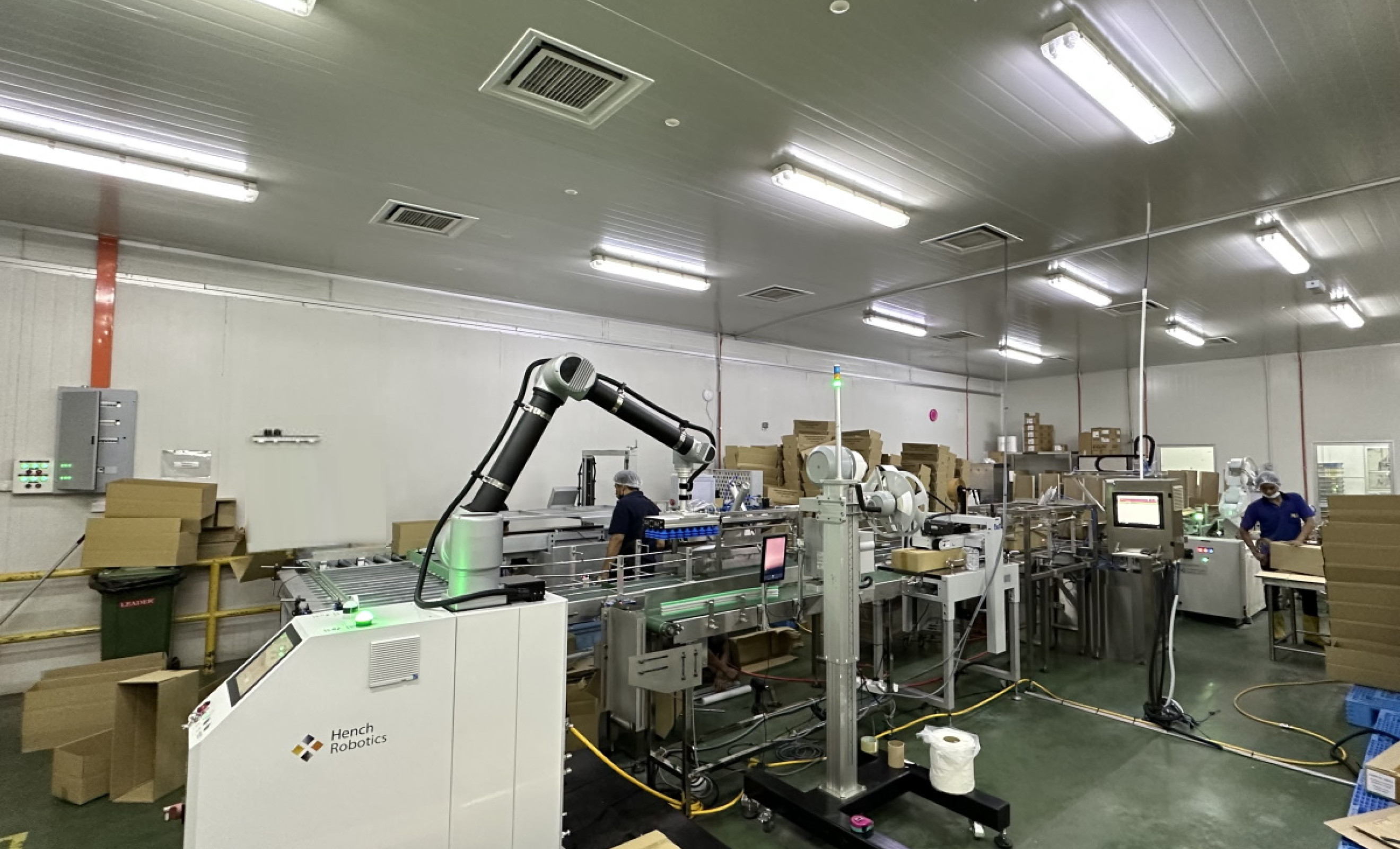 Hench Robotics | Cobot Palletizer